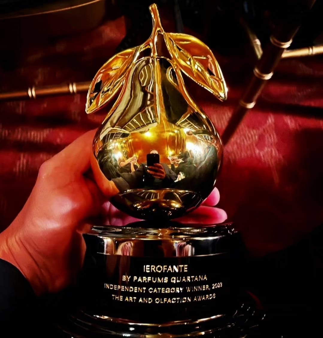 LUCA MAFFEI VINCE PER LA TERZA VOLTA GLI ART&OLFACTION AWARDS – The ...